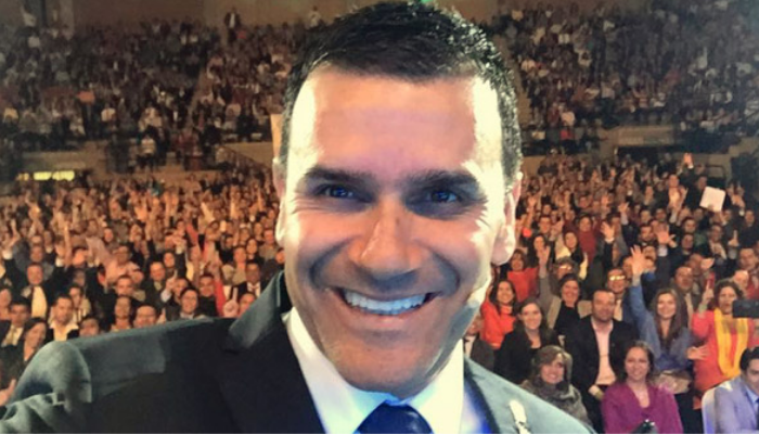 QUIÉN ES JOSÉ BOBADILLA Vida, Historia y Logros - Network Marketing